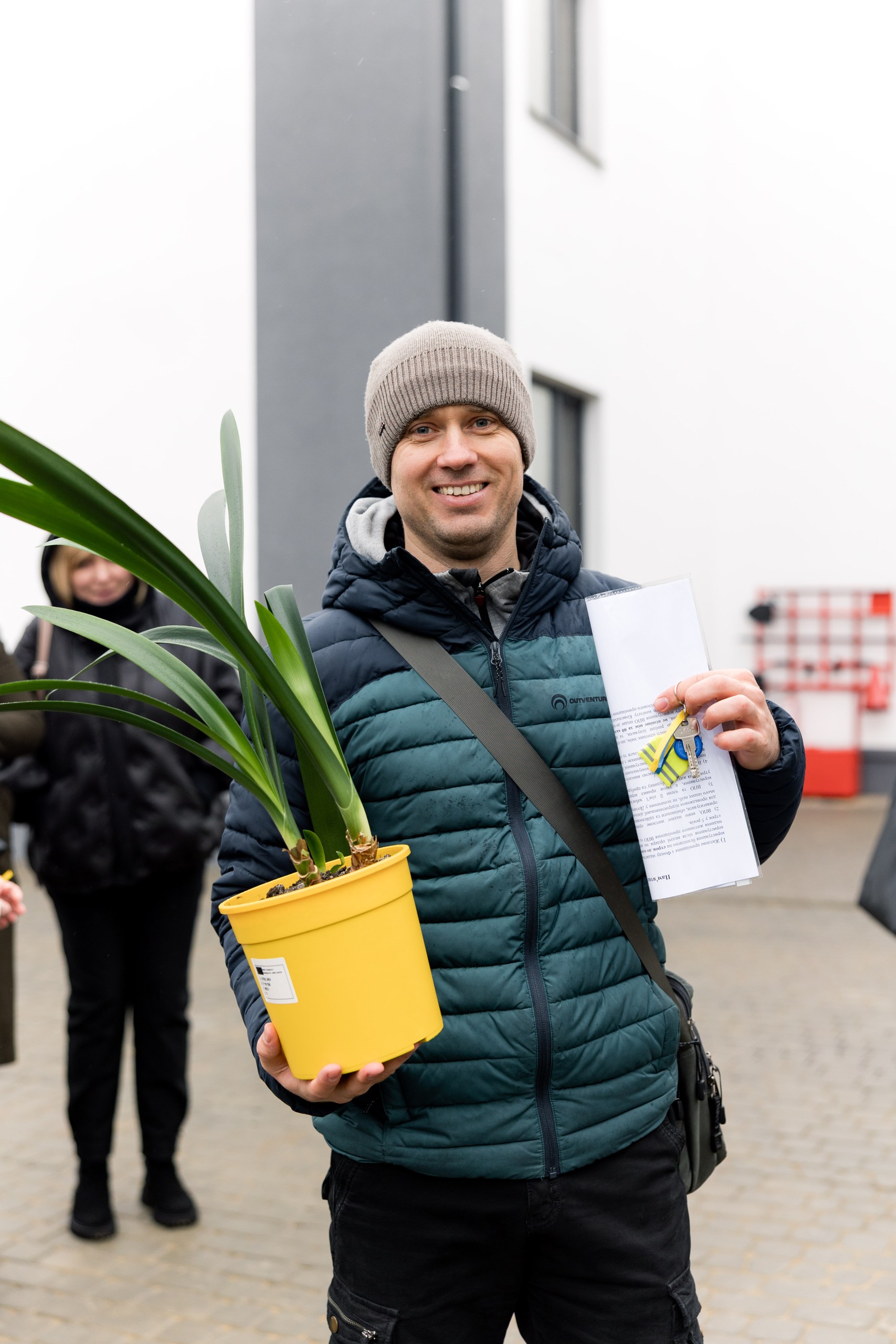 Displaced Ukrainians find a safe haven and a new home in renovated IDP ...
